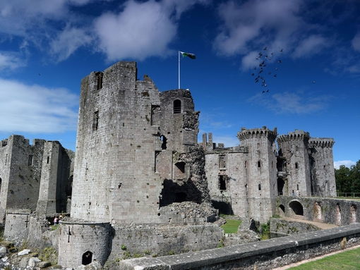 Most Beautiful Castles in The UK | VisitBritain