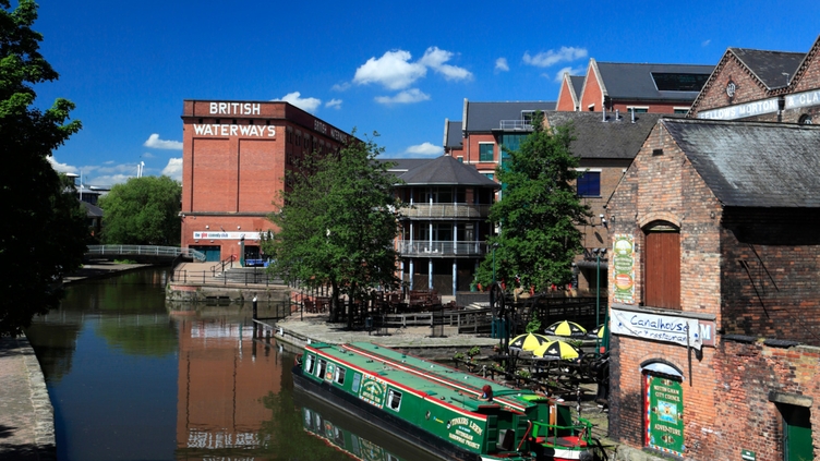 Rivers, Canals & Waterways in The UK | VisitBritain
